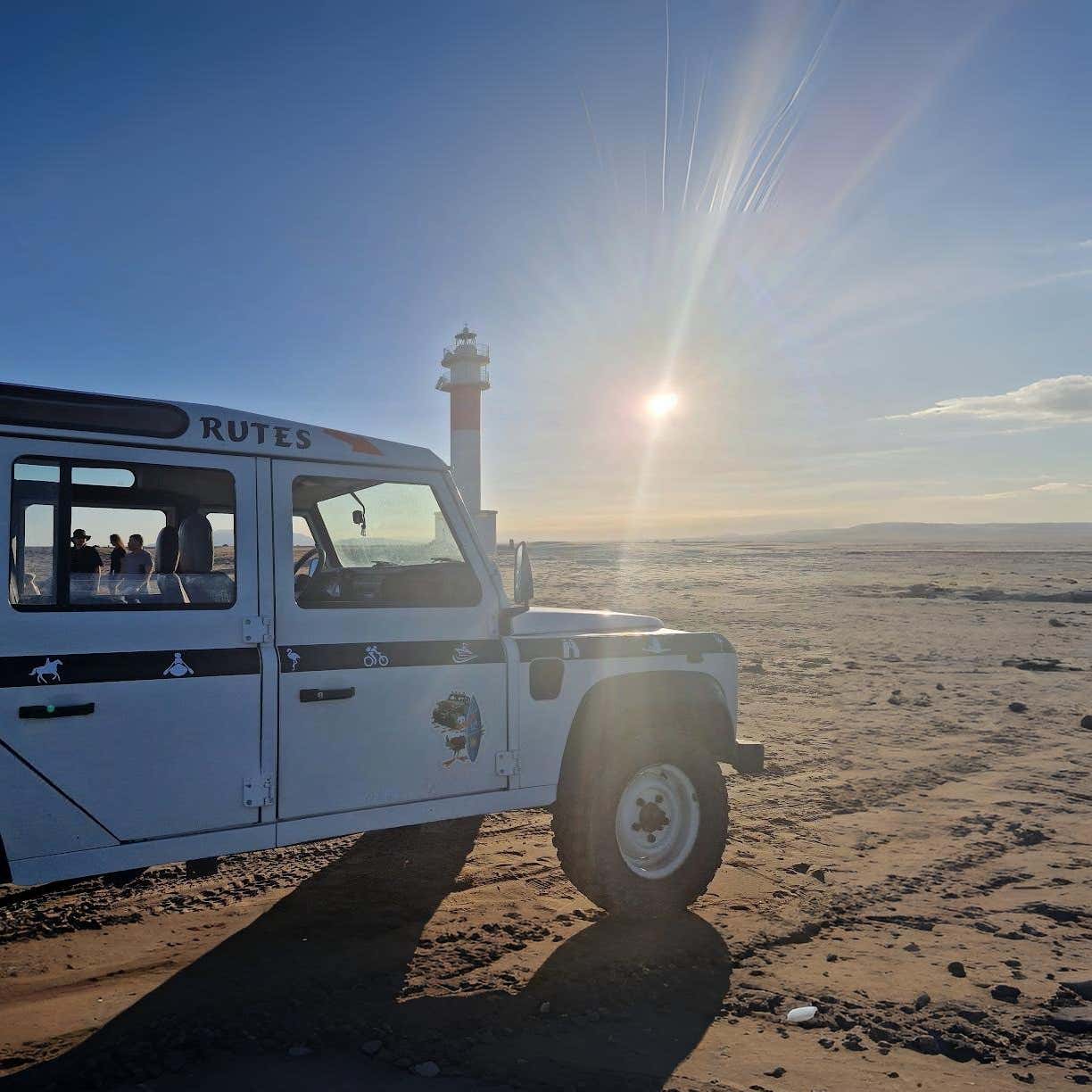 Tour en 4×4 y ruta en kayak por el Delta del Ebro | Freedome