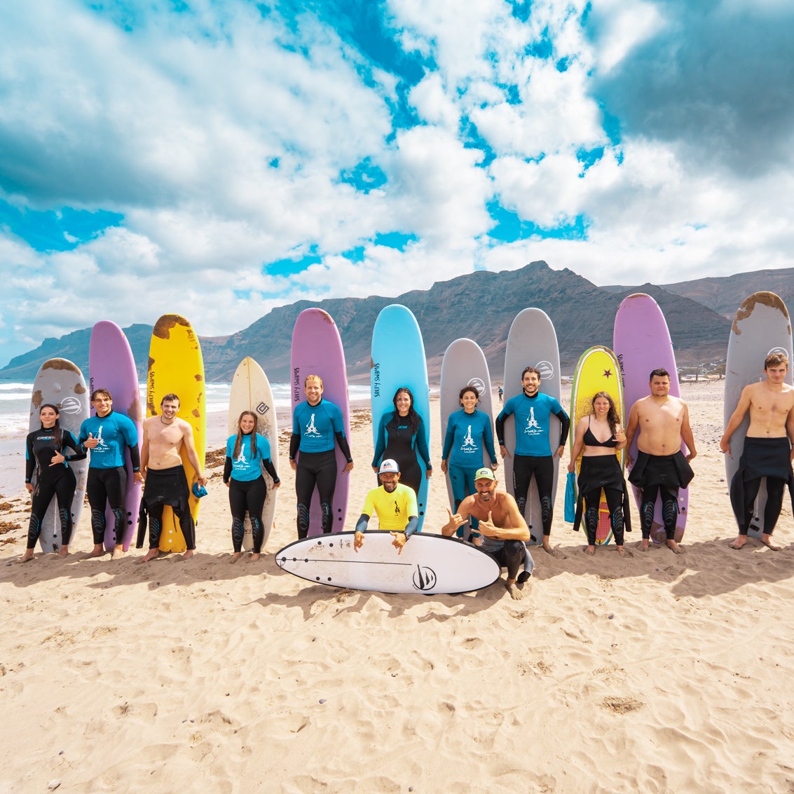 Clase de iniciación al surf en Lanzarote | Freedome